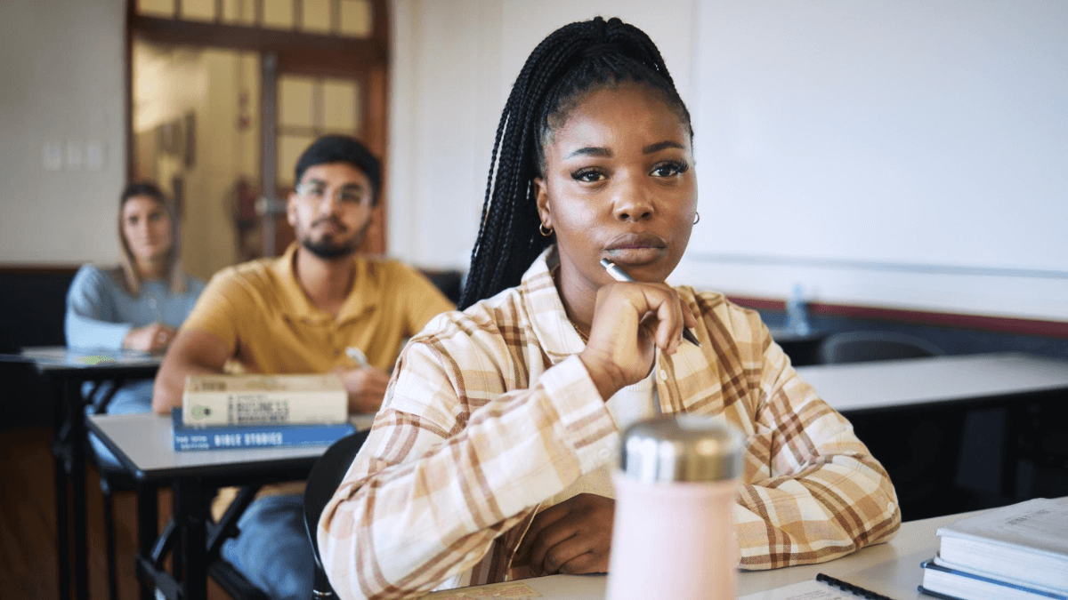 Thebe Foundation Dr EJ Mabuza Scholarship 2025 - REMMOGO ONLINE